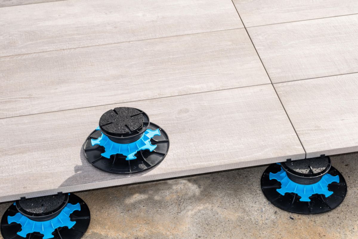 Plot réglable pour dalle de terrasse - polypropylène - H. 80-140 mm ...