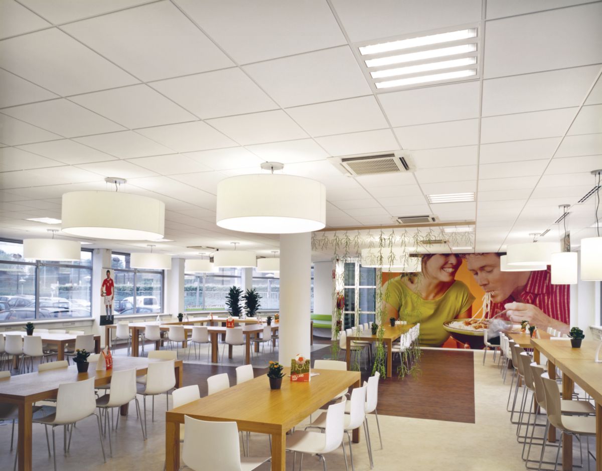 Dalle de plafond acoustique minérale Armstrong Sahara Tegular 24 ...