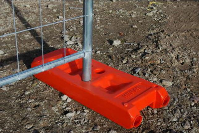 Plot plastique béton orange Heras - 24 kg - HERAS